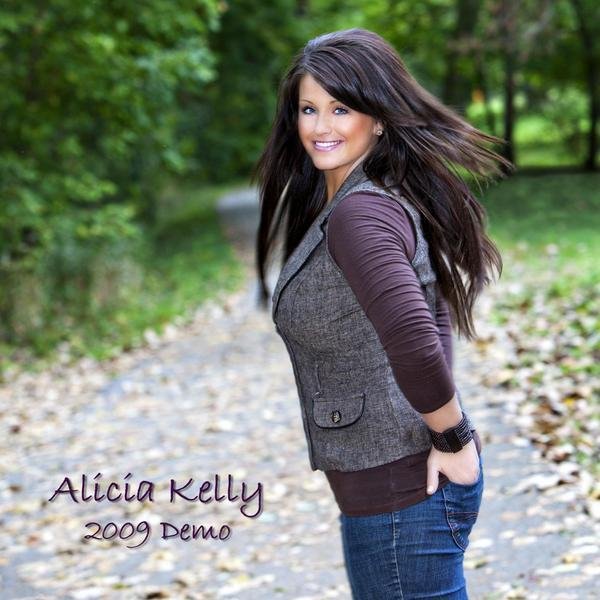 Alicia Kelly | ReverbNation