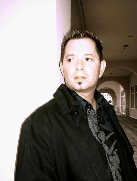 Vincent Wolfe | ReverbNation