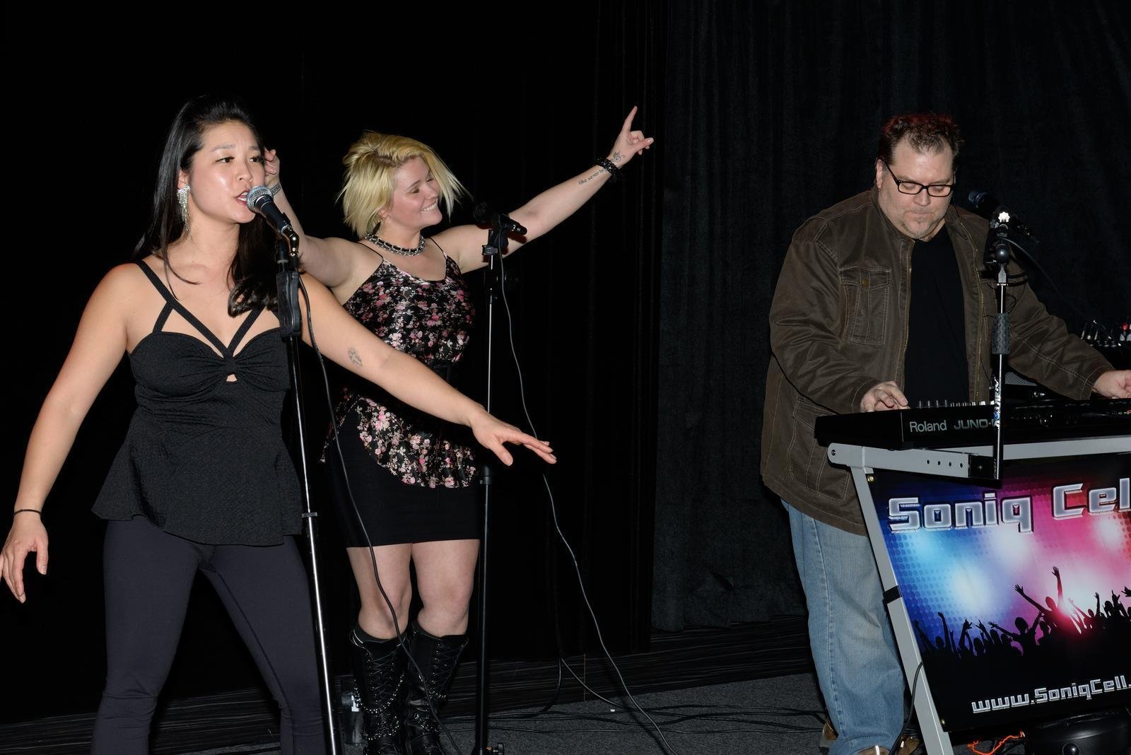 Soniq Cell | ReverbNation