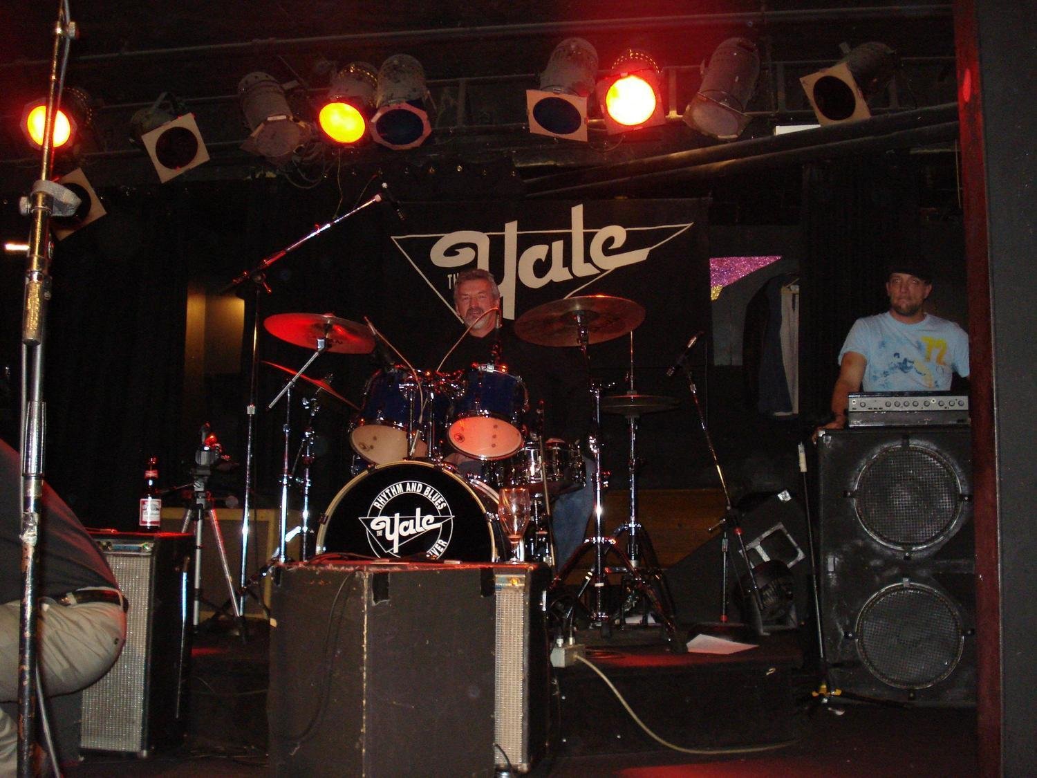 total rewind band | ReverbNation