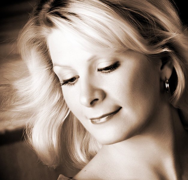 Tami Lee and The Northern Lights | ReverbNation