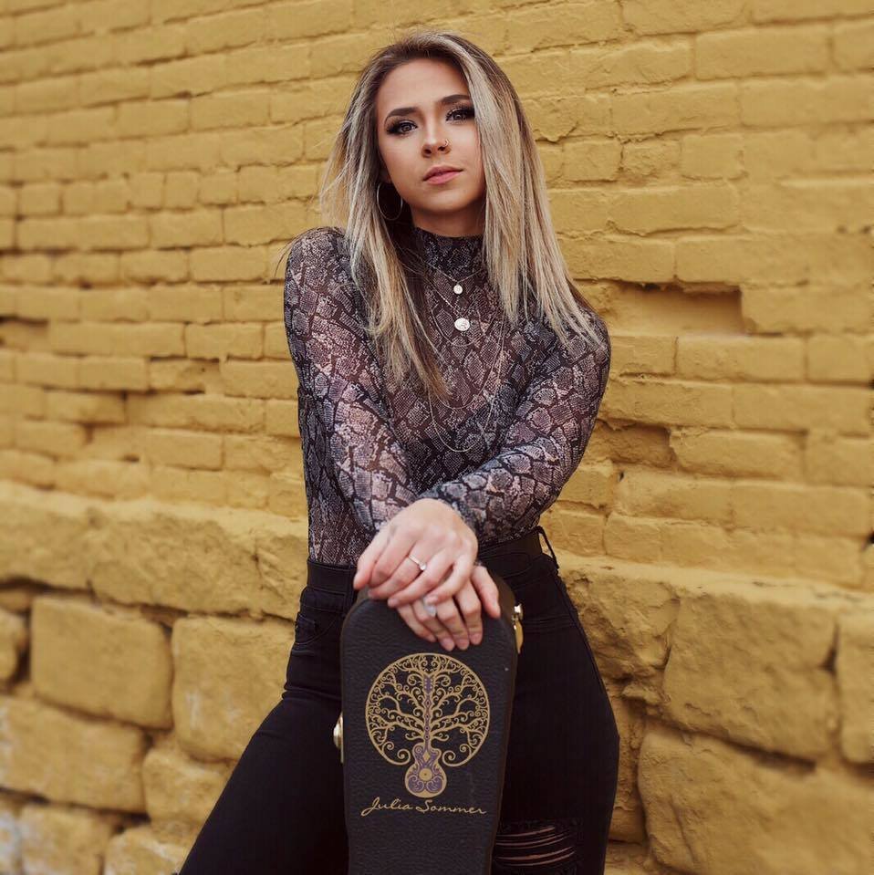 Julia Sommer | ReverbNation