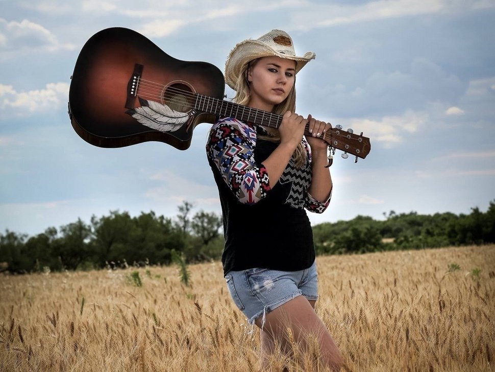 Dani Carson | ReverbNation