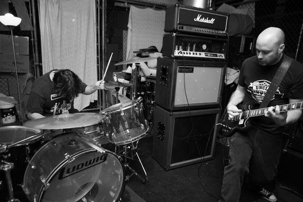 Easter Bloodhounds | ReverbNation