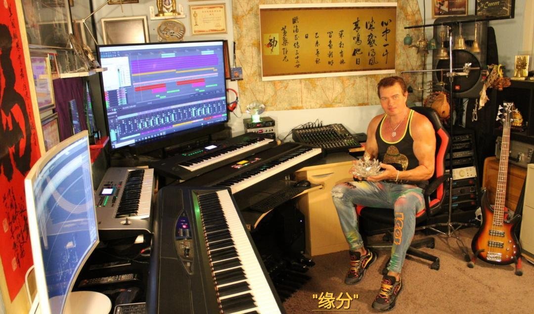 Silard Somorjay ' 希拉德。' Songs | ReverbNation
