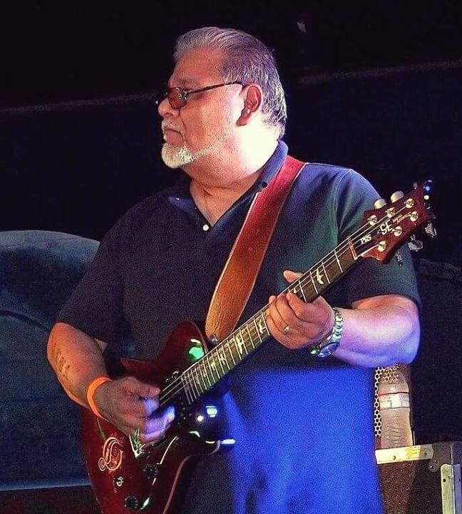 Gilbert Alba Y Super City | ReverbNation