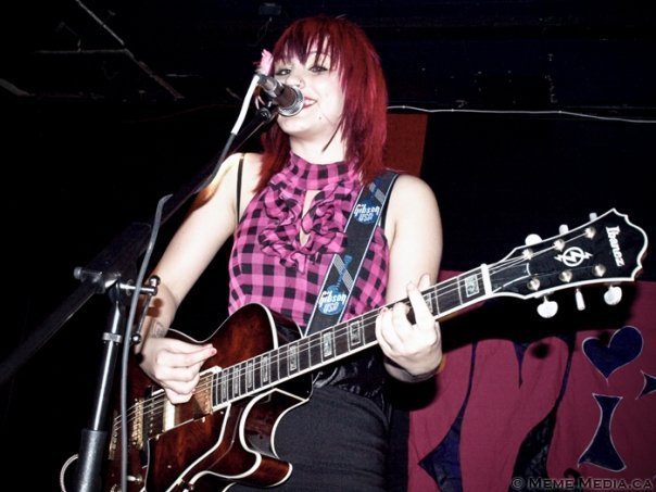 Emily Bones | ReverbNation