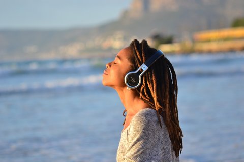 Makeeda Swan Music, Lyrics, Songs, and Videos