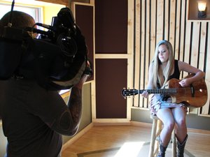 Chelsea Cavanaugh | ReverbNation