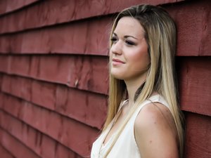 Chelsea Cavanaugh | ReverbNation