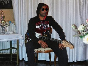 Danny Medeiros | ReverbNation