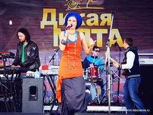 Singer XENA (Певица Ксена) | ReverbNation