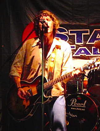 Fill the JukeBox by Geno Samero | ReverbNation