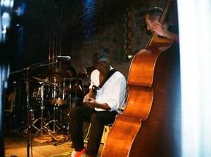 Danny Medeiros | ReverbNation